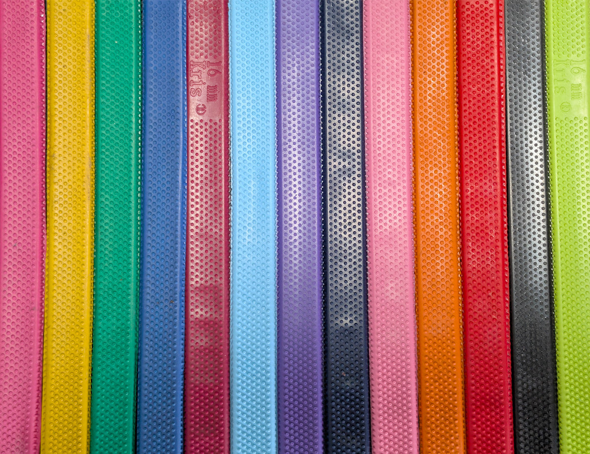 Rubber Rein Grip, 5/8" x 28", Pimpled Texture - 14 Colours – TCD Supplies